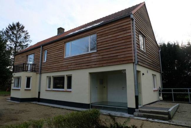 DEURLE – Het gerenoveerde Gemeentelijk Museum Gust De Smet is weer open ...